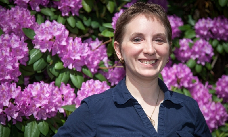 Alana Joli Abbott - Author Interview – outland-entertainment